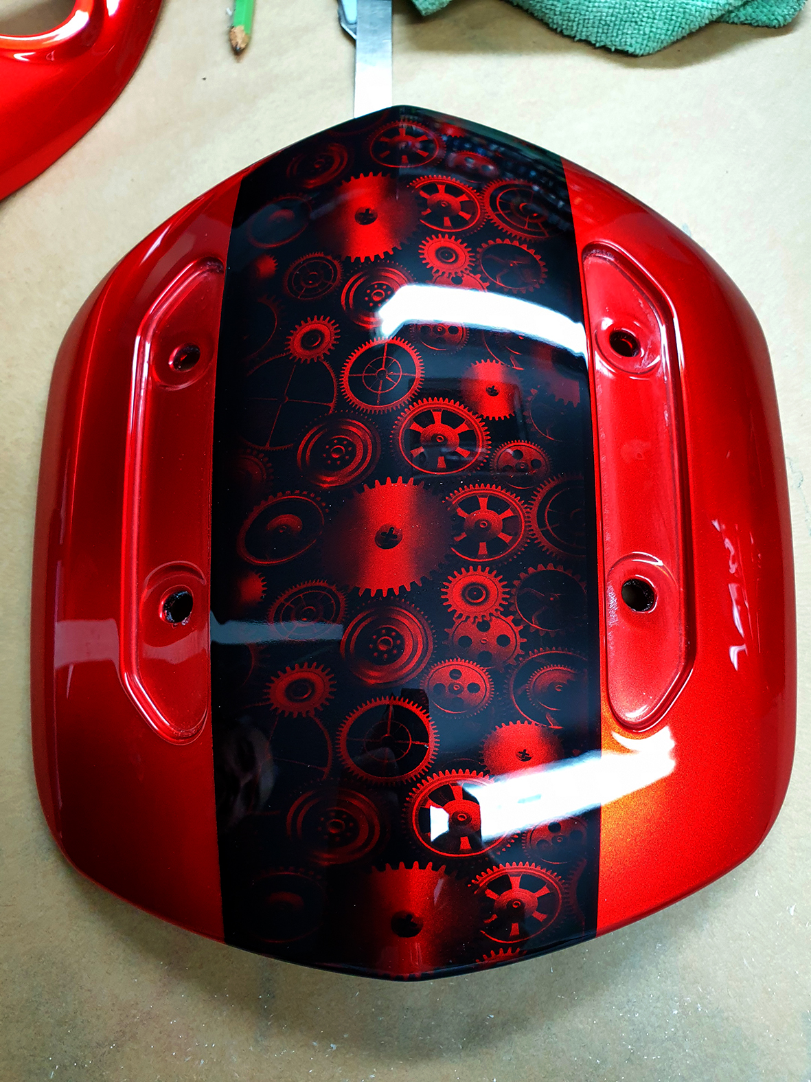 Projets KCP Designs et Hydroprint. Décos sur motos neuves confiées par concessions Harley et ...